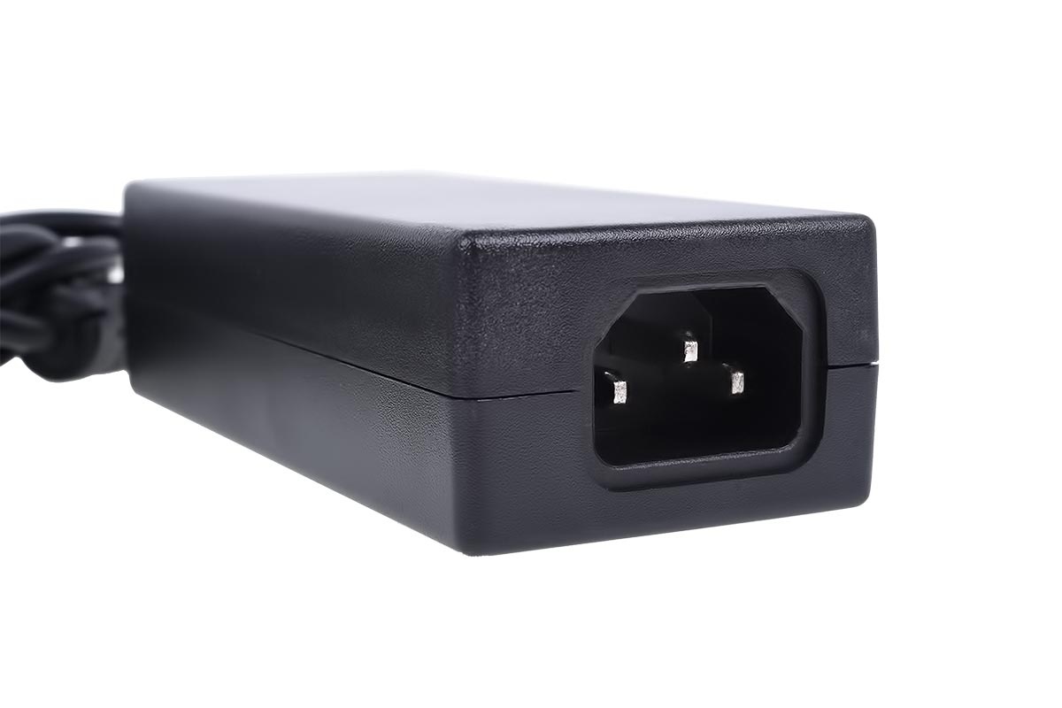 Phobya external PSU 230V to 4Pin Molex 34 Watt Including Euro / UK plug ...