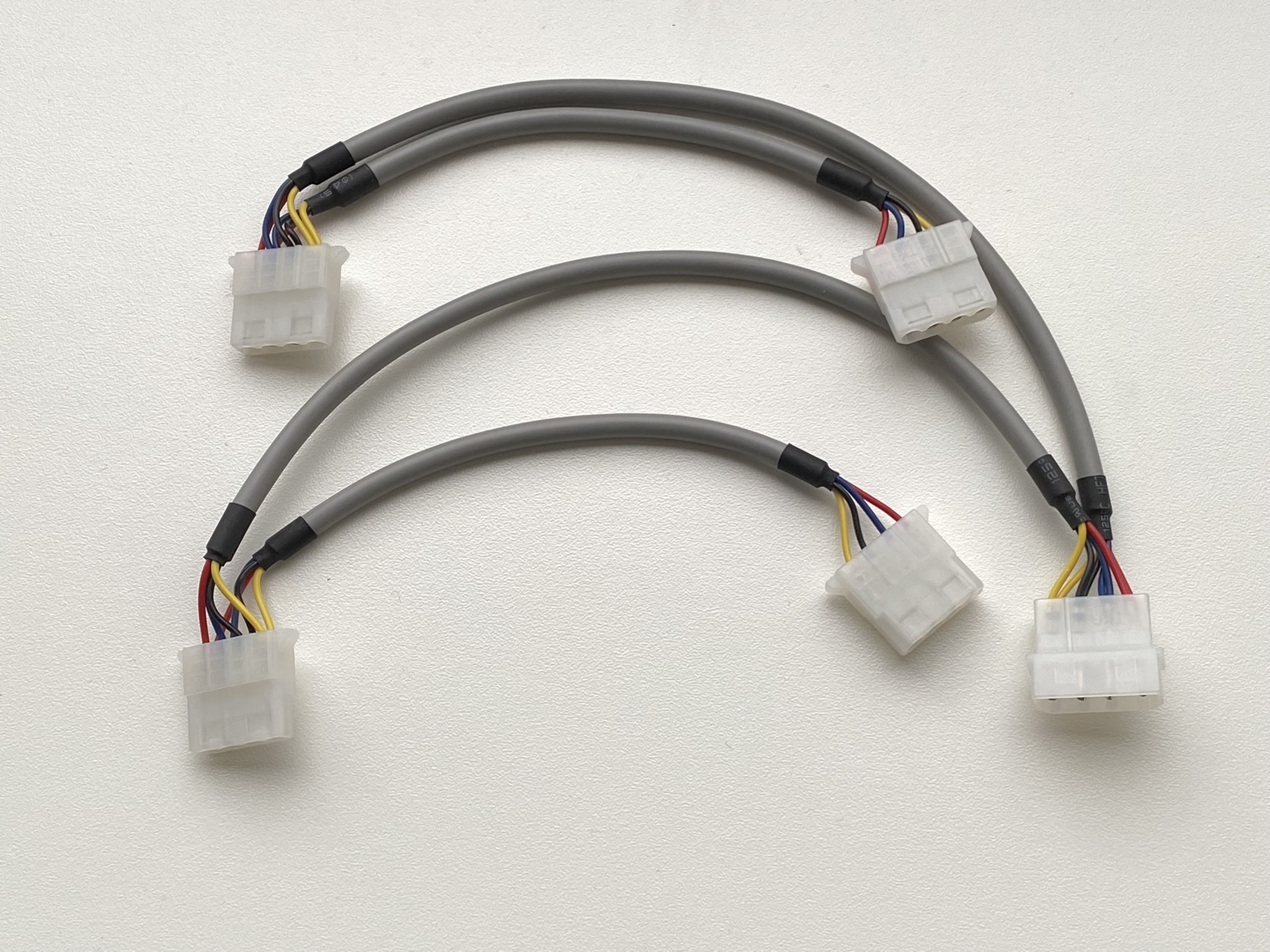 Phobya 4Pin to 4x 4Pin Splitter 28cm for Molex - Watercooling UK